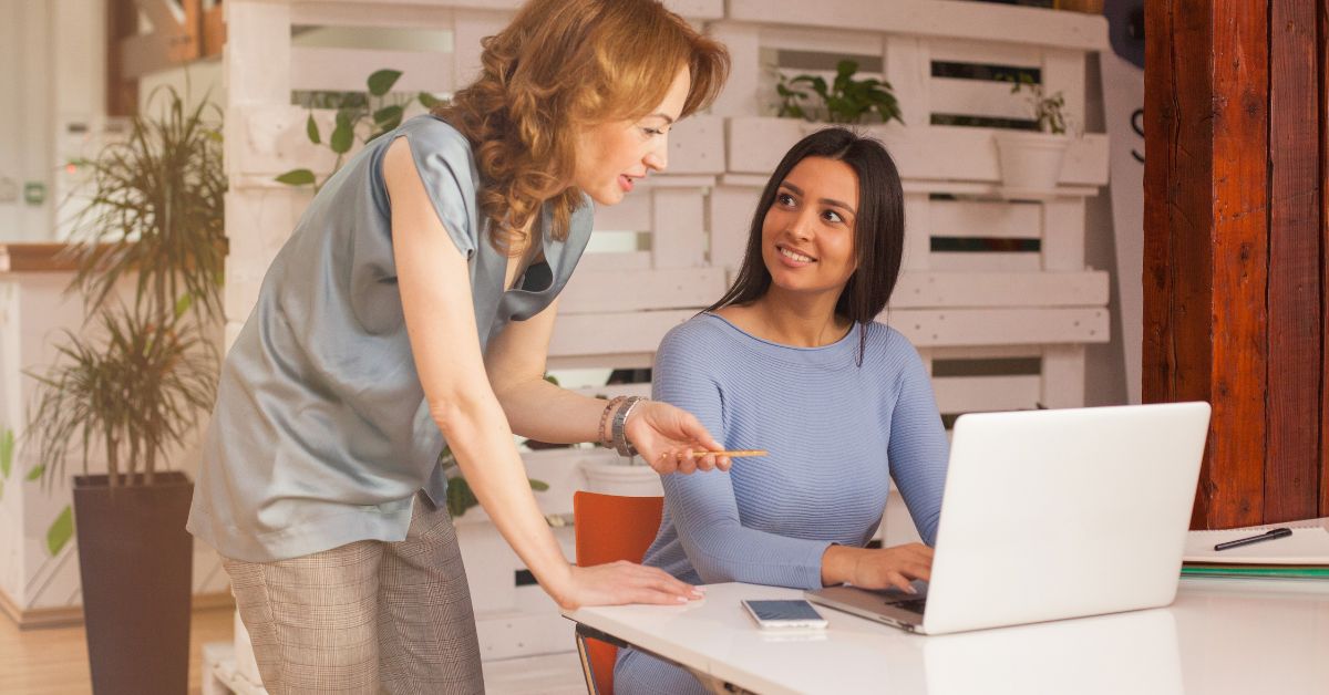 Développer son réseau professionnel pendant un stage : les clés...